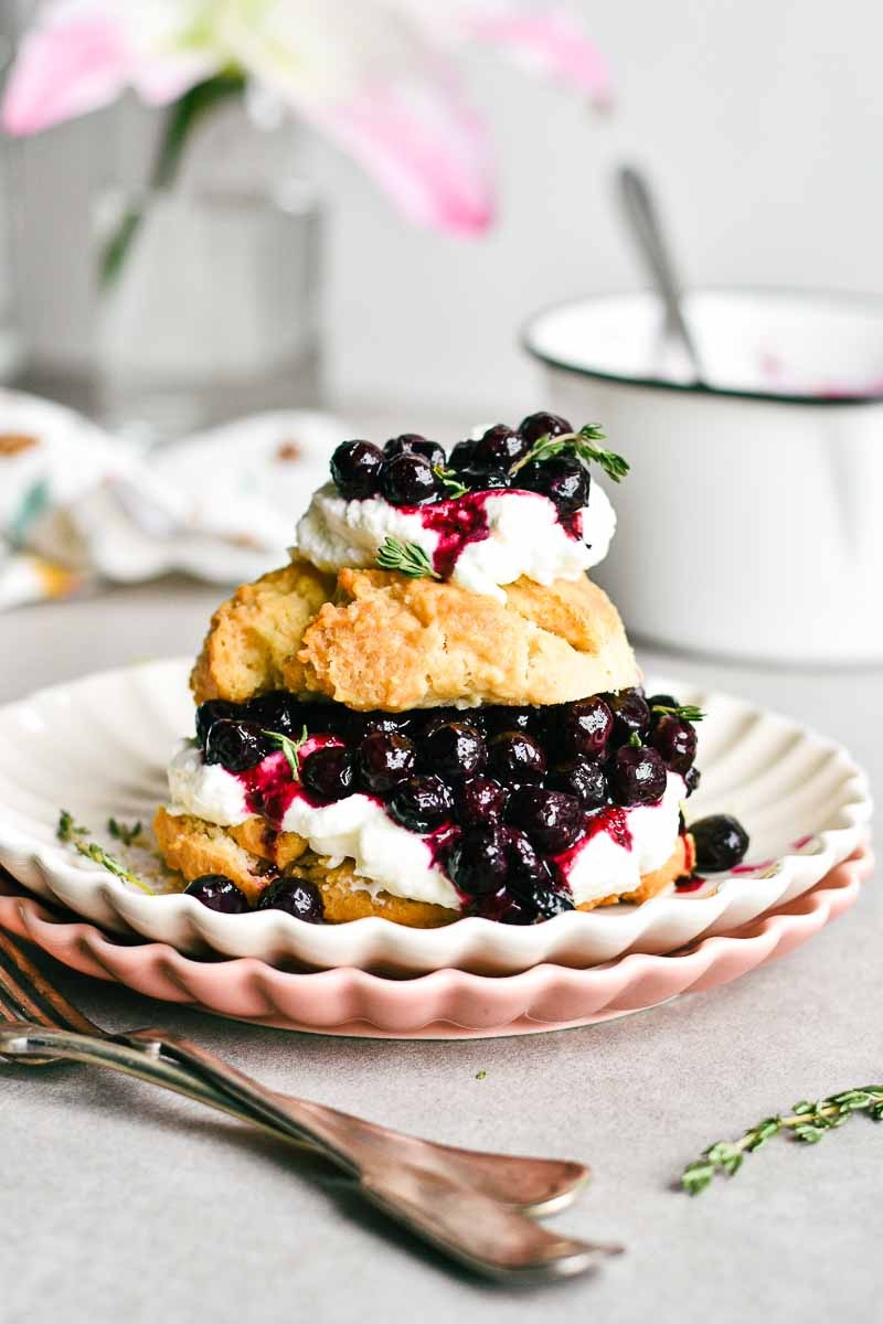 Easy Blueberry Shortcake - UncomplicatedChef