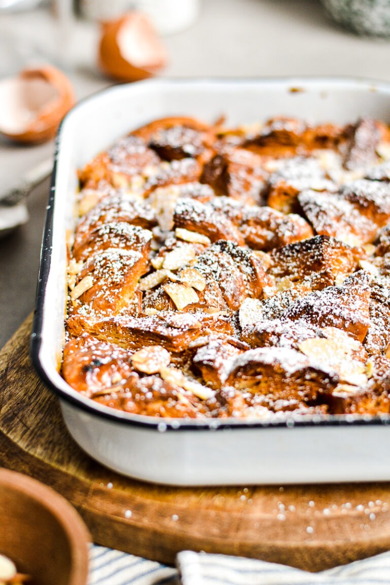 Caramel Croissant Bread Pudding - UncomplicatedChef