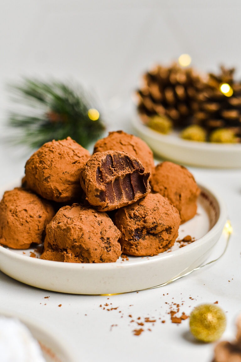 Spicy Boozy Chocolate Truffles - UncomplicatedChef