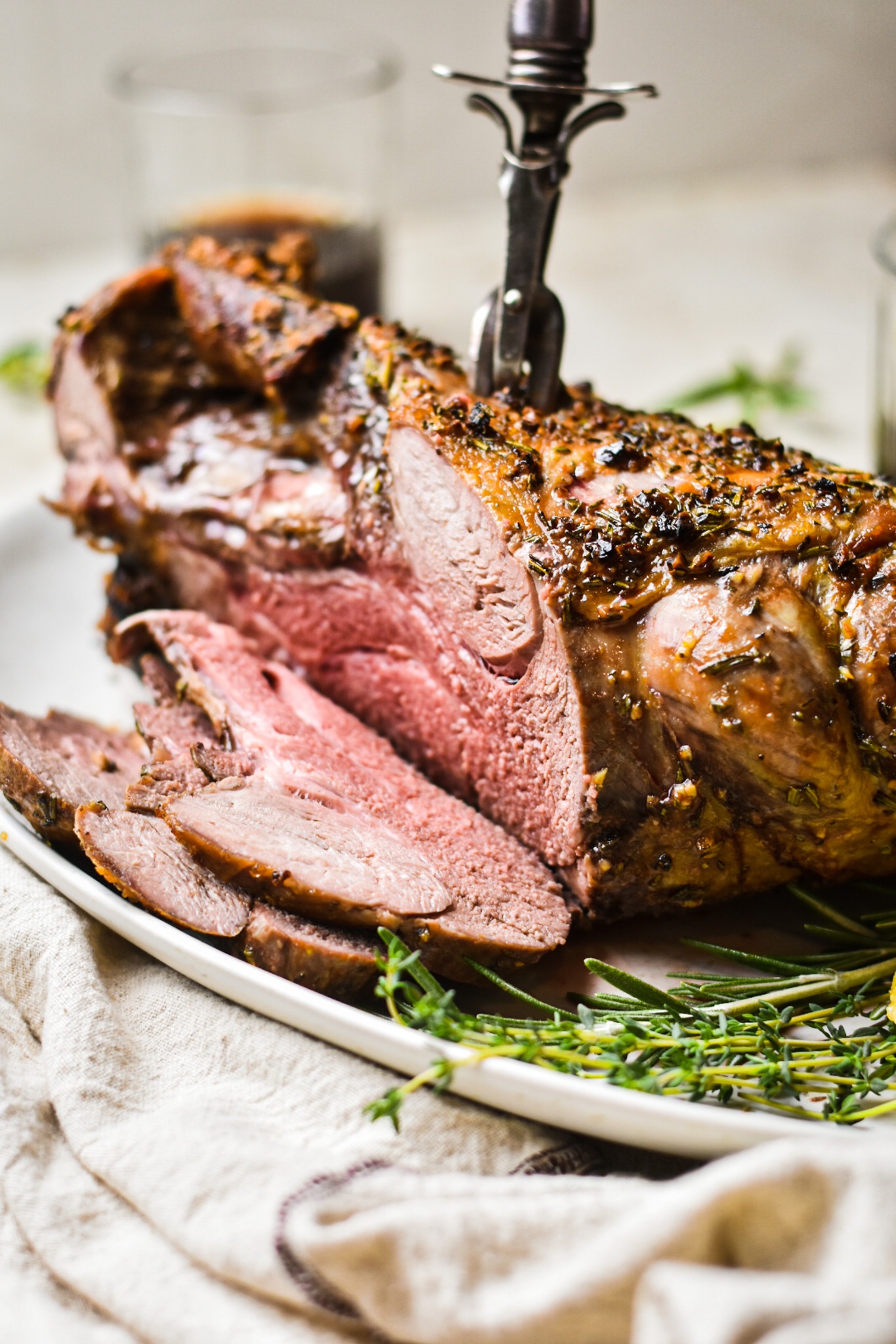Rosemary Garlic Roasted Lamb - UncomplicatedChef