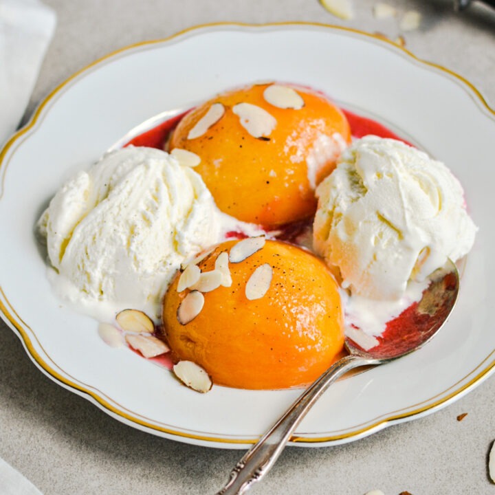 Classic Peach Melba - UncomplicatedChef