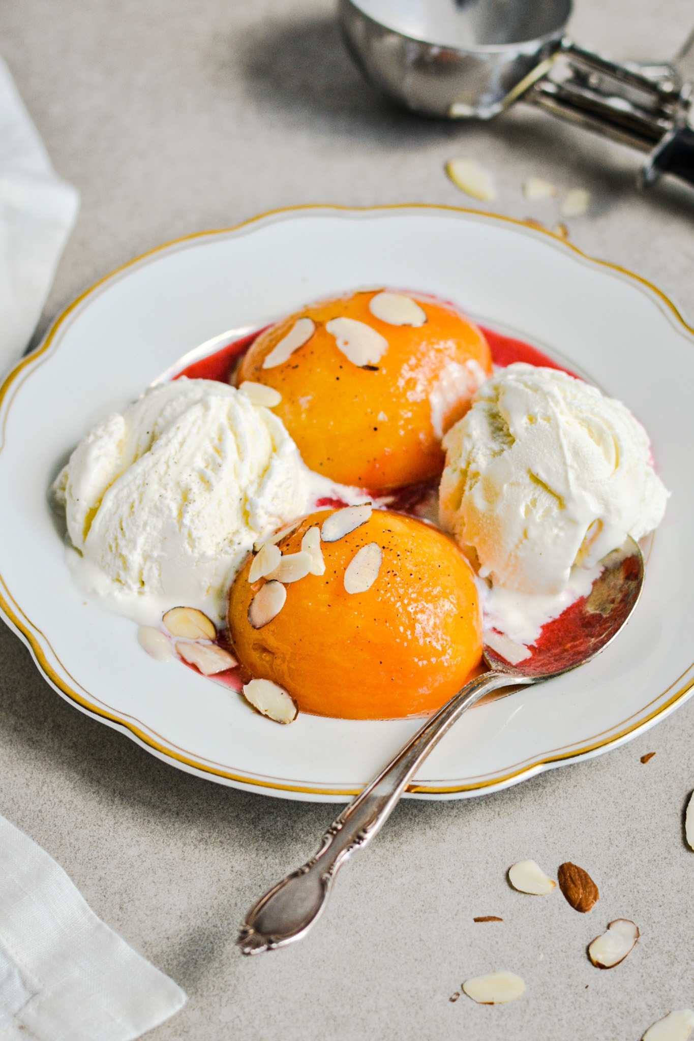 Classic Peach Melba - UncomplicatedChef