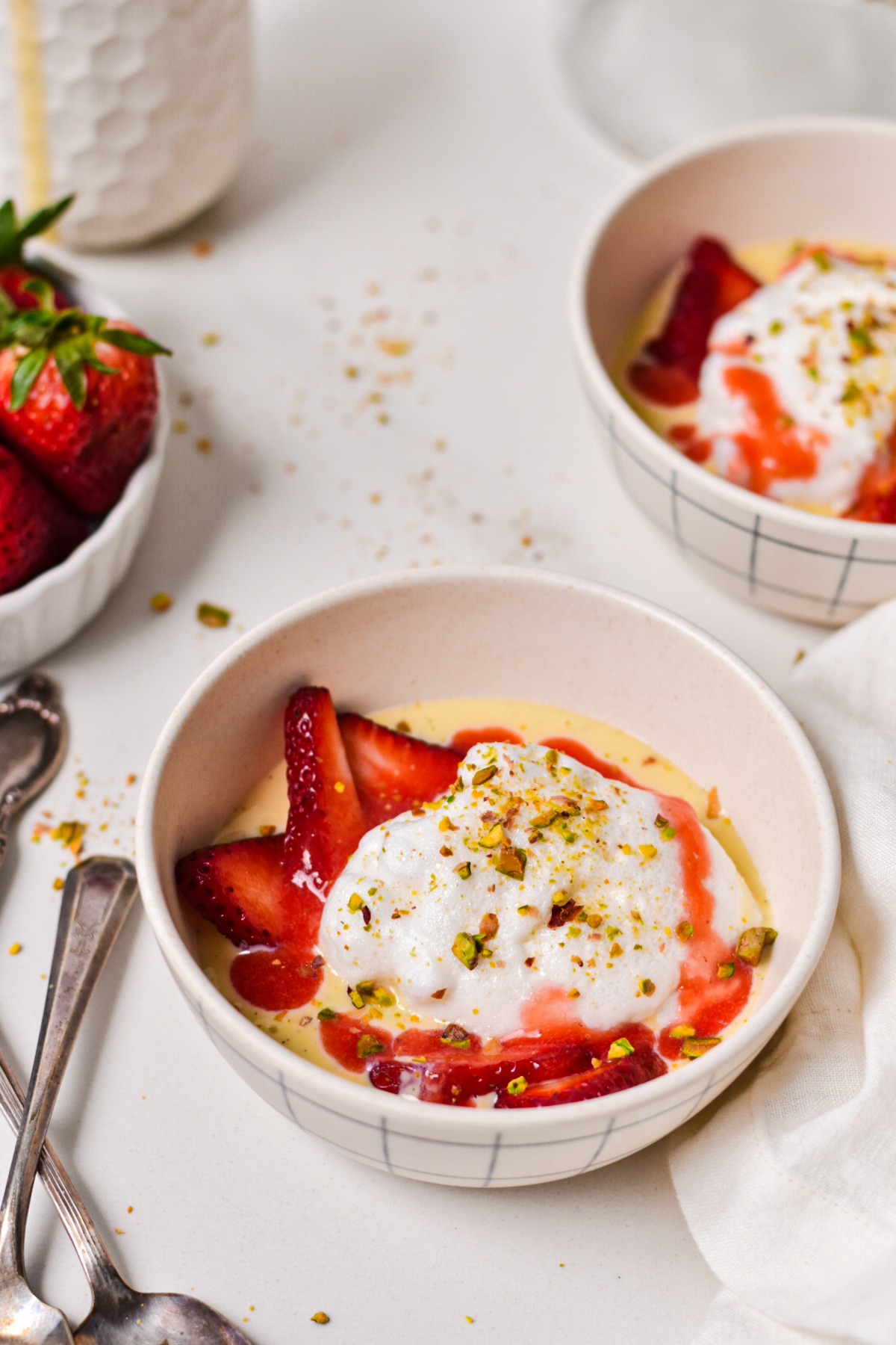 Strawberry Floating Island - UncomplicatedChef